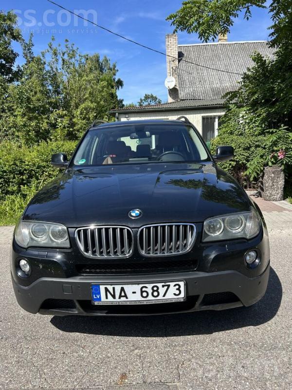 Black BMW X3 2010 in Riga, with an engine capacity of 3.00 L and mileage of 335 thousand km for 7800 €, photo 1 on AUTOMOTO.COM.LV