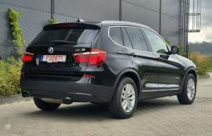 Black BMW X3 2010 in Vilnius, with an engine capacity of 2.00 L and mileage of 299 thousand km for 8750 €, photo 6 on AUTOMOTO.COM.LV