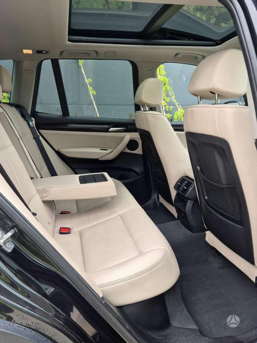 Black BMW X3 2010 in Vilnius, with an engine capacity of 2.00 L and mileage of 299 thousand km for 8750 €, photo 13 on AUTOMOTO.COM.LV