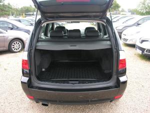 Black BMW X3 2010 in Riga, with an engine capacity of 2.00 L and mileage of 0 thousand km for 6550 €, photo 6 on AUTOMOTO.COM.LV