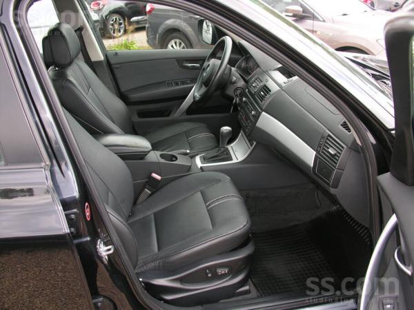 Black BMW X3 2010 in Riga, with an engine capacity of 2.00 L and mileage of 0 thousand km for 6550 €, photo 7 on AUTOMOTO.COM.LV