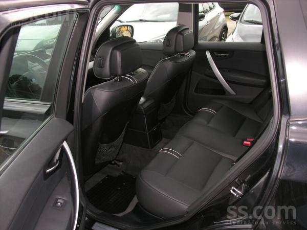Black BMW X3 2010 in Riga, with an engine capacity of 2.00 L and mileage of 0 thousand km for 6550 €, photo 9 on AUTOMOTO.COM.LV