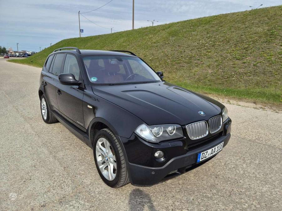 Melns BMW X3 2010 Viļņa, ar dzinēja tilpumu 2.00 L un nobraukumu 278 tūkst. km par 5900 €, foto 7 vietnē AUTOMOTO.COM.LV
