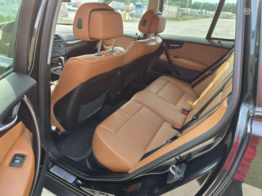 Melns BMW X3 2010 Viļņa, ar dzinēja tilpumu 2.00 L un nobraukumu 278 tūkst. km par 5900 €, foto 17 vietnē AUTOMOTO.COM.LV