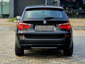 Black BMW X3 2010 in Siauliai, with an engine capacity of 2.00 L and mileage of 296 thousand km for 8300 €, photo 8 on AUTOMOTO.COM.LV