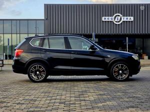 Black BMW X3 2010 in Siauliai, with an engine capacity of 2.00 L and mileage of 296 thousand km for 8300 €, photo 11 on AUTOMOTO.COM.LV