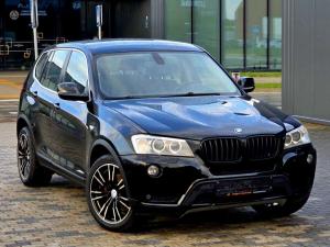 Black BMW X3 2010 in Siauliai, with an engine capacity of 2.00 L and mileage of 296 thousand km for 8300 €, photo 13 on AUTOMOTO.COM.LV