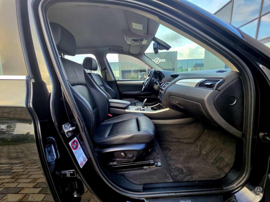 Black BMW X3 2010 in Siauliai, with an engine capacity of 2.00 L and mileage of 296 thousand km for 8300 €, photo 21 on AUTOMOTO.COM.LV