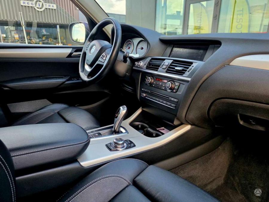 Black BMW X3 2010 in Siauliai, with an engine capacity of 2.00 L and mileage of 296 thousand km for 8300 €, photo 23 on AUTOMOTO.COM.LV