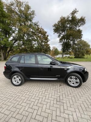 Melns BMW X3 2010 Valmiera, ar dzinēja tilpumu 2.00 L un nobraukumu 240 tūkst. km par 6600 €, foto 7 vietnē AUTOMOTO.COM.LV
