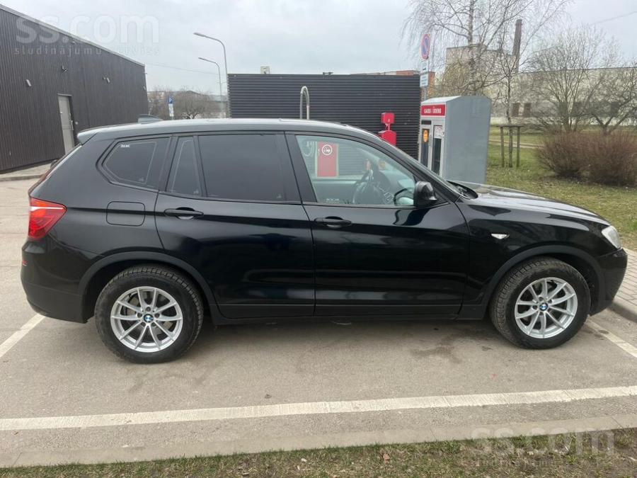 Melns BMW X3 2011 Jelgava, ar dzinēja tilpumu 2.00 L un nobraukumu 225 tūkst. km par 7800 €, foto 3 vietnē AUTOMOTO.COM.LV
