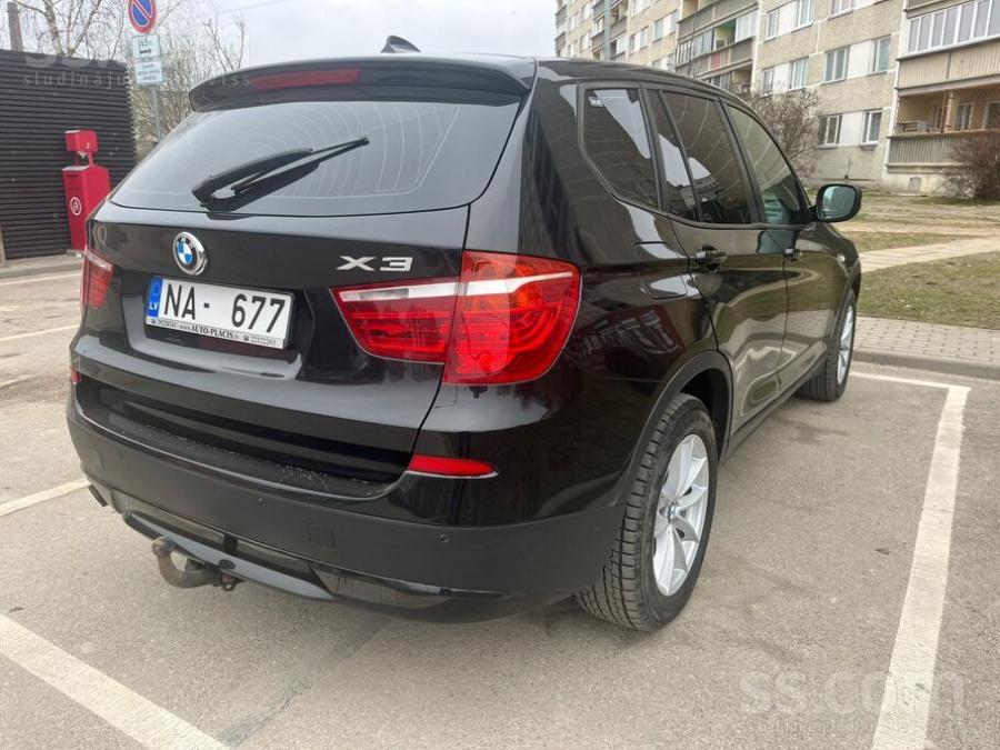 Melns BMW X3 2011 Jelgava, ar dzinēja tilpumu 2.00 L un nobraukumu 225 tūkst. km par 7800 €, foto 5 vietnē AUTOMOTO.COM.LV