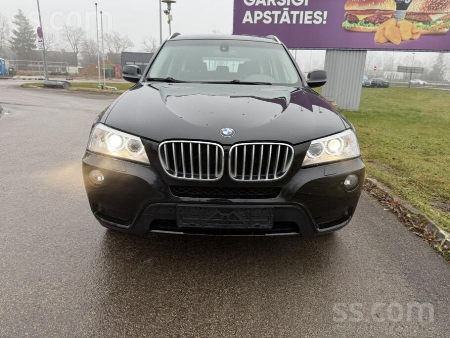 Black BMW X3 2011 in Riga, with an engine capacity of 3.00 L and mileage of 249 thousand km for 7990 €, photo 11 on AUTOMOTO.COM.LV
