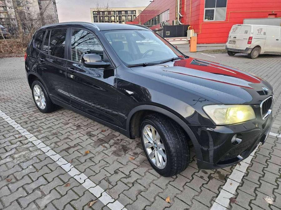 Black BMW X3 2011 in Vilnius, with an engine capacity of 2.00 L and mileage of 339 thousand km for 7100 €, photo 1 on AUTOMOTO.COM.LV