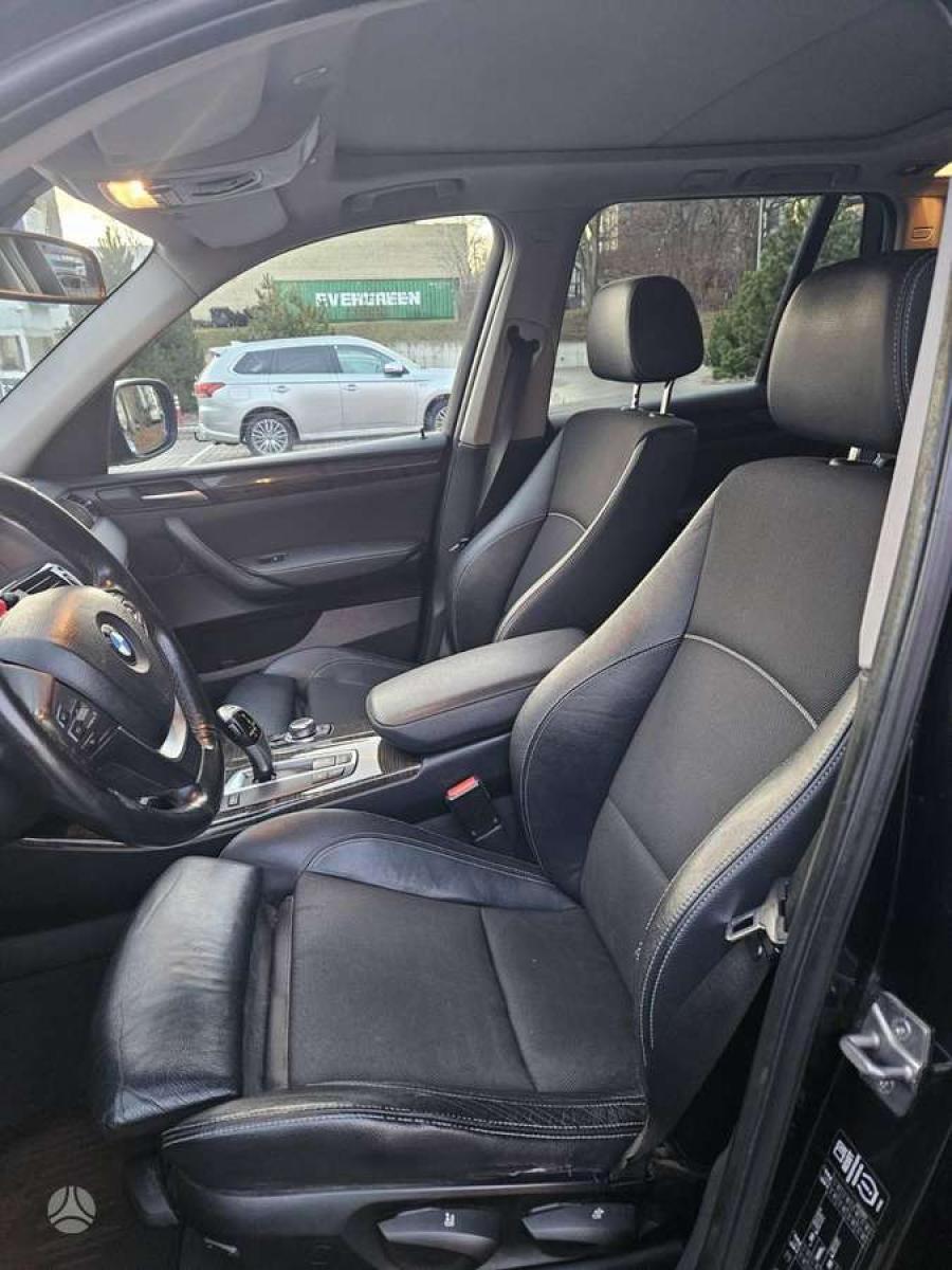 Black BMW X3 2011 in Vilnius, with an engine capacity of 2.00 L and mileage of 339 thousand km for 7100 €, photo 10 on AUTOMOTO.COM.LV