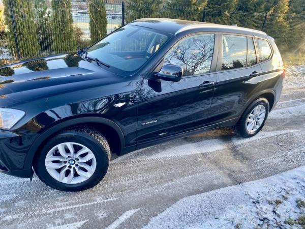 Black BMW X3 2011 in Rezekne, with an engine capacity of 2.00 L and mileage of 261 thousand km for 8950 €, photo 5 on AUTOMOTO.COM.LV