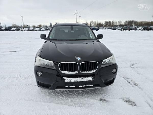 Melns BMW X3 2011 Marijampole, ar dzinēja tilpumu 2.00 L un nobraukumu 268 tūkst. km par 6850 €, foto 2 vietnē AUTOMOTO.COM.LV