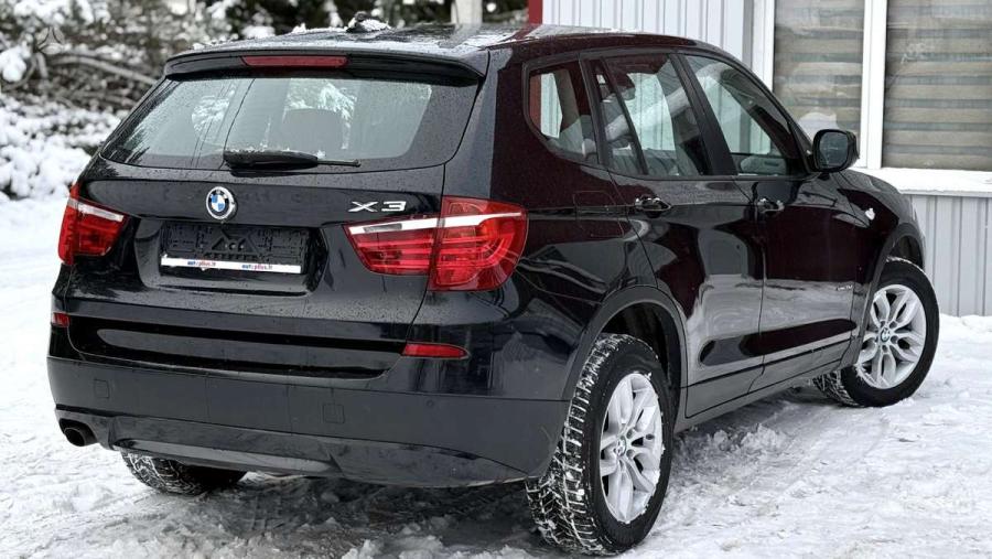 Black BMW X3 2011 in Ukmerge, with an engine capacity of 2.00 L and mileage of 389 thousand km for 7400 €, photo 3 on AUTOMOTO.COM.LV