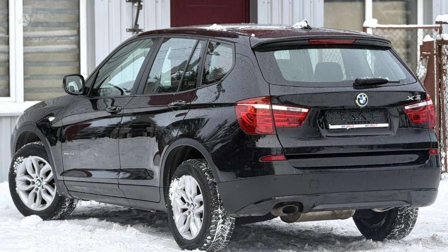 Black BMW X3 2011 in Ukmerge, with an engine capacity of 2.00 L and mileage of 389 thousand km for 7400 €, photo 4 on AUTOMOTO.COM.LV
