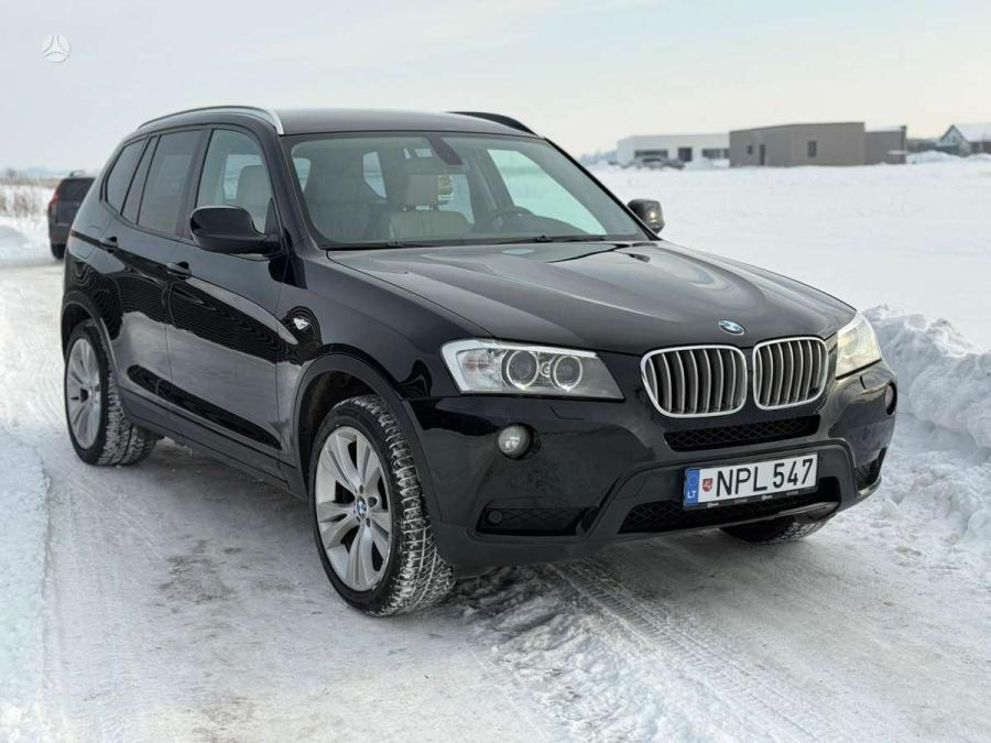 Black BMW X3 2011 in Kretinga, with an engine capacity of 3.00 L and mileage of 280 thousand km for 9500 €, photo 4 on AUTOMOTO.COM.LV
