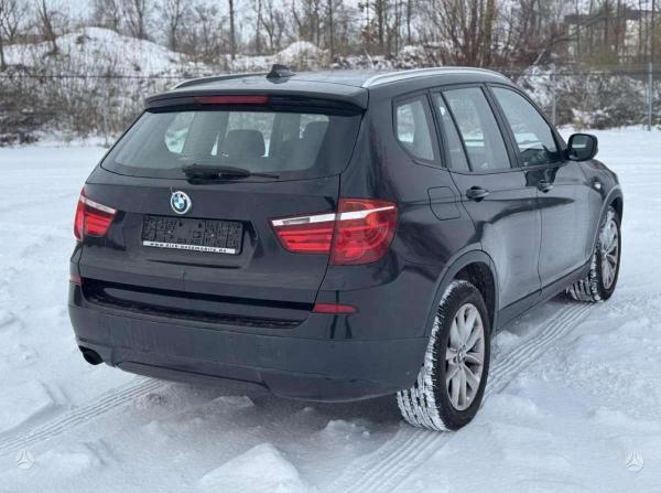Melns BMW X3 2011 Marijampole, ar dzinēja tilpumu 2.00 L un nobraukumu 234 tūkst. km par 6100 €, foto 5 vietnē AUTOMOTO.COM.LV