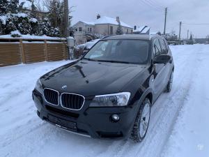 Black BMW X3 2011 in Ukmerge, with an engine capacity of 2.00 L and mileage of 351 thousand km for 8650 €, photo 8 on AUTOMOTO.COM.LV