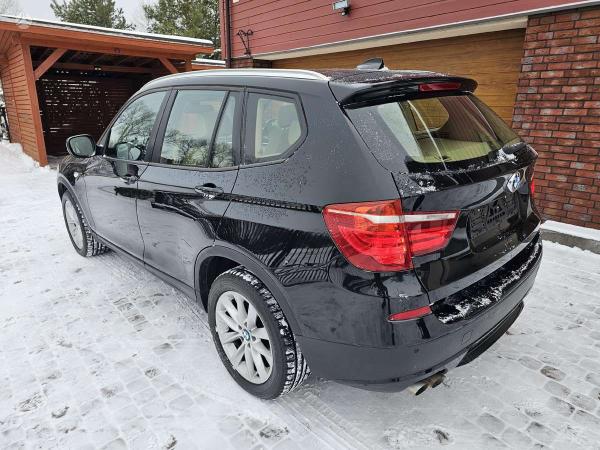 Black BMW X3 2011 in Sirvintos, with an engine capacity of 2.99 L and mileage of 189 thousand km for 8900 €, photo 6 on AUTOMOTO.COM.LV