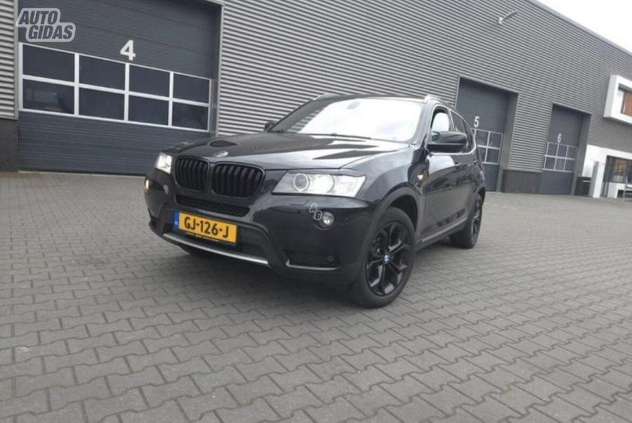 Black BMW X3 2011 in Kaunas, with an engine capacity of 3.00 L and mileage of 230 thousand km for 9650 €, photo 8 on AUTOMOTO.COM.LV