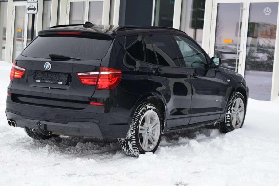Black BMW X3 2011 in Vilnius, with an engine capacity of 2.99 L and mileage of 313 thousand km for 10450 €, photo 5 on AUTOMOTO.COM.LV