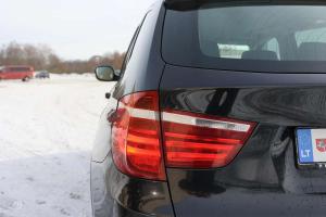 Black BMW X3 2011 in Alytus, with an engine capacity of 2.00 L and mileage of 250 thousand km for 9800 €, photo 23 on AUTOMOTO.COM.LV