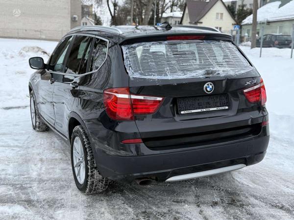 Melns BMW X3 2011 Raseiniai, ar dzinēja tilpumu 2.00 L un nobraukumu 197 tūkst. km par 6850 €, foto 4 vietnē AUTOMOTO.COM.LV