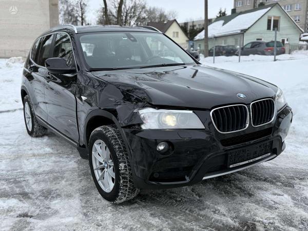 Melns BMW X3 2011 Raseiniai, ar dzinēja tilpumu 2.00 L un nobraukumu 197 tūkst. km par 6850 €, foto 8 vietnē AUTOMOTO.COM.LV
