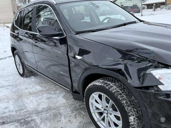 Melns BMW X3 2011 Raseiniai, ar dzinēja tilpumu 2.00 L un nobraukumu 197 tūkst. km par 6850 €, foto 10 vietnē AUTOMOTO.COM.LV