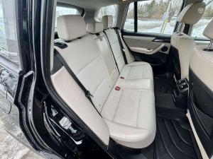 Black BMW X3 2011 in Taurage, with an engine capacity of 2.00 L and mileage of 230 thousand km for 8900 €, photo 14 on AUTOMOTO.COM.LV