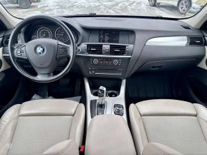 Black BMW X3 2011 in Taurage, with an engine capacity of 2.00 L and mileage of 230 thousand km for 8900 €, photo 15 on AUTOMOTO.COM.LV