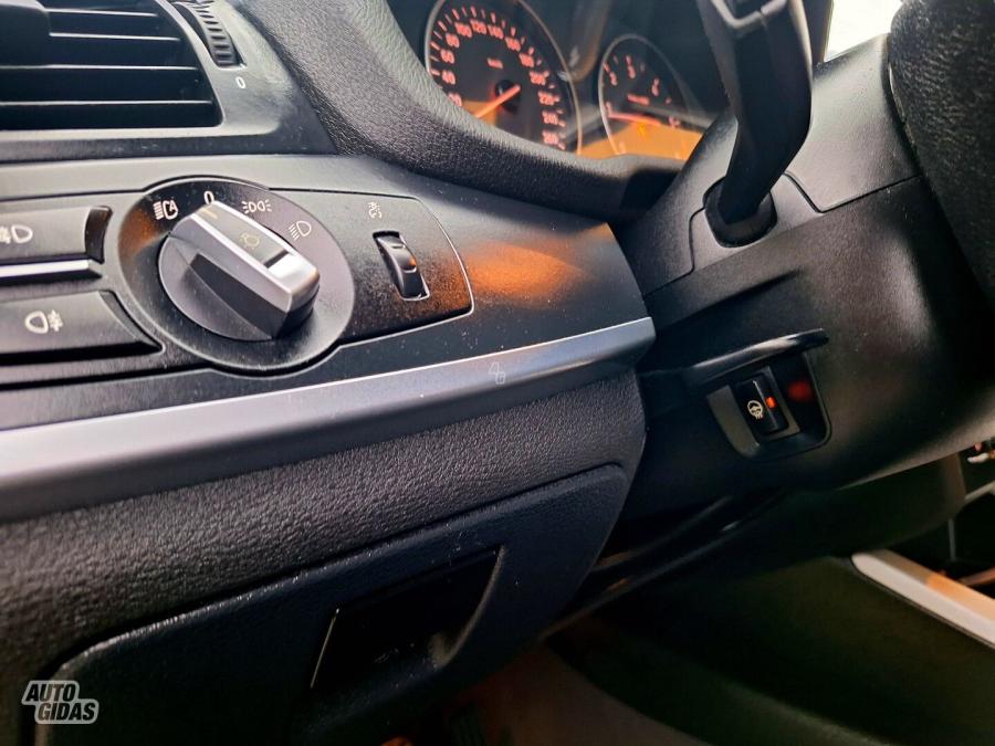 Black BMW X3 2011 in Radviliskis, with an engine capacity of 2.00 L and mileage of 328 thousand km for 7350 €, photo 23 on AUTOMOTO.COM.LV