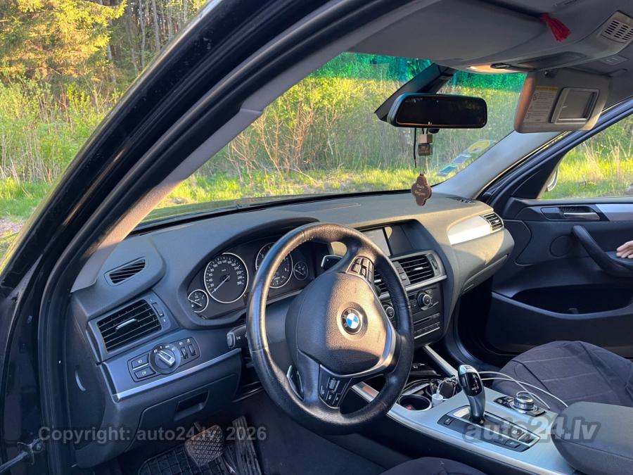 Black BMW X3 2011 in Tallinn, with an engine capacity of 2.00 L and mileage of 325 thousand km for 6999 €, photo 7 on AUTOMOTO.COM.LV