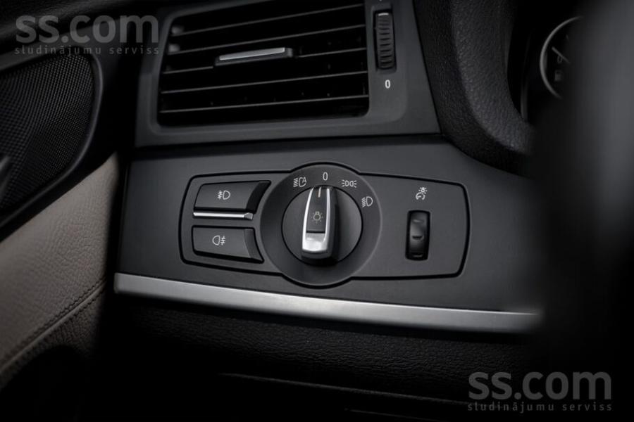 Black BMW X3 2011 in Talsi, with an engine capacity of 3.00 L and mileage of 287 thousand km for 11990 €, photo 15 on AUTOMOTO.COM.LV