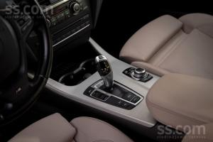 Black BMW X3 2011 in Talsi, with an engine capacity of 3.00 L and mileage of 287 thousand km for 11990 €, photo 27 on AUTOMOTO.COM.LV