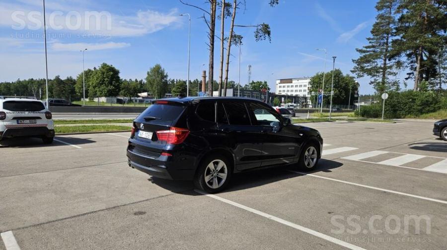 Black BMW X3 2011 in Riga, with an engine capacity of 3.00 L and mileage of 280 thousand km for 12000 €, photo 3 on AUTOMOTO.COM.LV