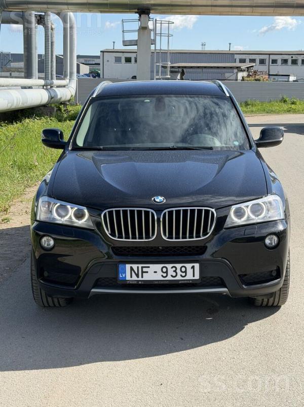 Black BMW X3 2011 in Riga, with an engine capacity of 2.00 L and mileage of 294 thousand km for 9800 €, photo 3 on AUTOMOTO.COM.LV