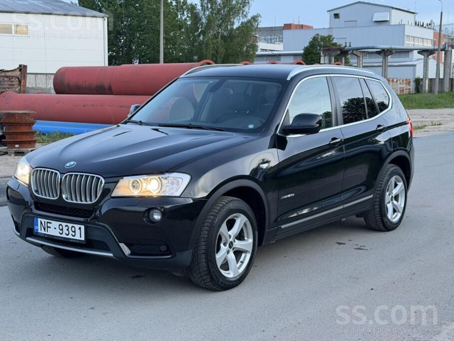 Black BMW X3 2011 in Riga, with an engine capacity of 2.00 L and mileage of 294 thousand km for 9800 €, photo 10 on AUTOMOTO.COM.LV