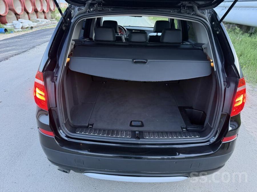 Black BMW X3 2011 in Riga, with an engine capacity of 2.00 L and mileage of 294 thousand km for 9800 €, photo 20 on AUTOMOTO.COM.LV