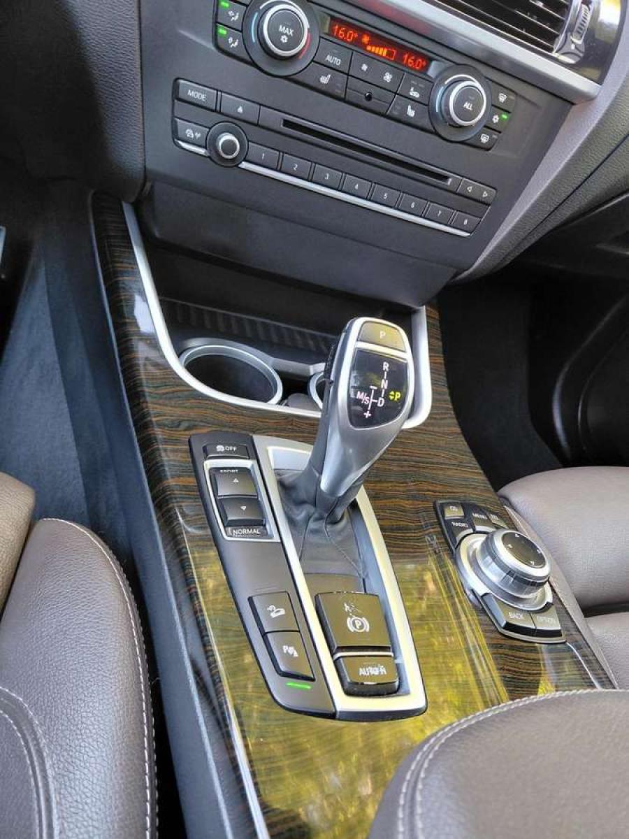 Melns BMW X3 2011 Vilkaviškis, ar dzinēja tilpumu 2.99 L un nobraukumu 198 tūkst. km par 10300 €, foto 30 vietnē AUTOMOTO.COM.LV