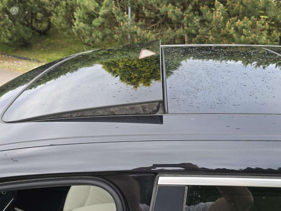 Black BMW X3 2011 in Vilnius, with an engine capacity of 2.00 L and mileage of 285 thousand km for 8690 €, photo 9 on AUTOMOTO.COM.LV