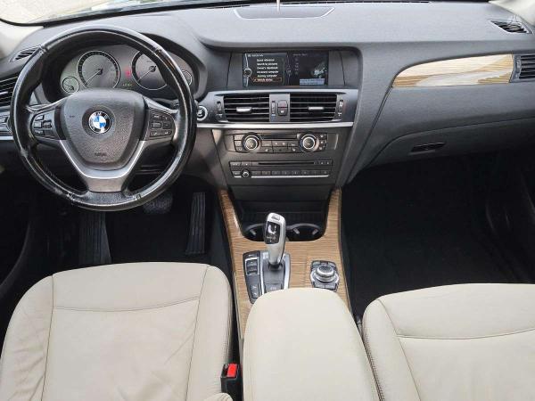 Black BMW X3 2011 in Vilnius, with an engine capacity of 2.00 L and mileage of 285 thousand km for 8690 €, photo 10 on AUTOMOTO.COM.LV