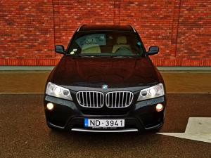 Black BMW X3 2011 in Riga, with an engine capacity of 3.00 L and mileage of 266 thousand km for 15500 €, photo 3 on AUTOMOTO.COM.LV