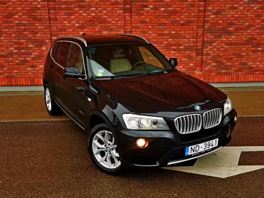 Black BMW X3 2011 in Riga, with an engine capacity of 3.00 L and mileage of 266 thousand km for 15500 €, photo 4 on AUTOMOTO.COM.LV