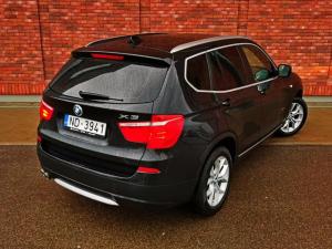Black BMW X3 2011 in Riga, with an engine capacity of 3.00 L and mileage of 266 thousand km for 15500 €, photo 5 on AUTOMOTO.COM.LV
