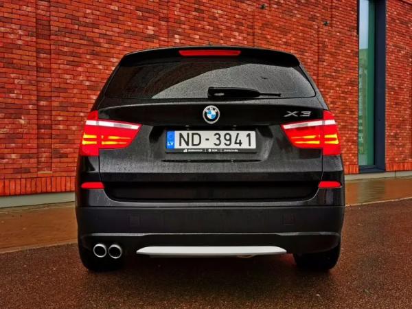 Black BMW X3 2011 in Riga, with an engine capacity of 3.00 L and mileage of 266 thousand km for 15500 €, photo 5 on AUTOMOTO.COM.LV